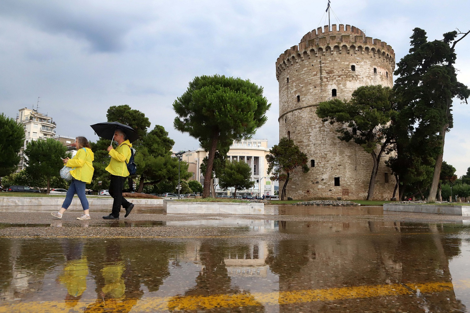 Θεσσαλονίκη: Σταθεροποίηση του ιικού φορτίου των λυμάτων βλέπει το ΑΠΘ ...